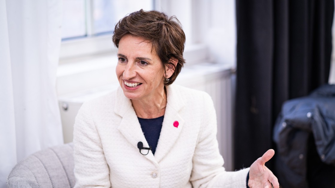 amPUNKT poliTISCH mit Indra Collini | Podcast | Thinktank | NEOS Lab